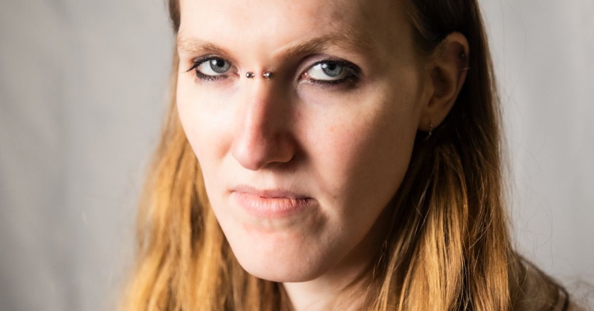 Vee Grealish - Lighthouse